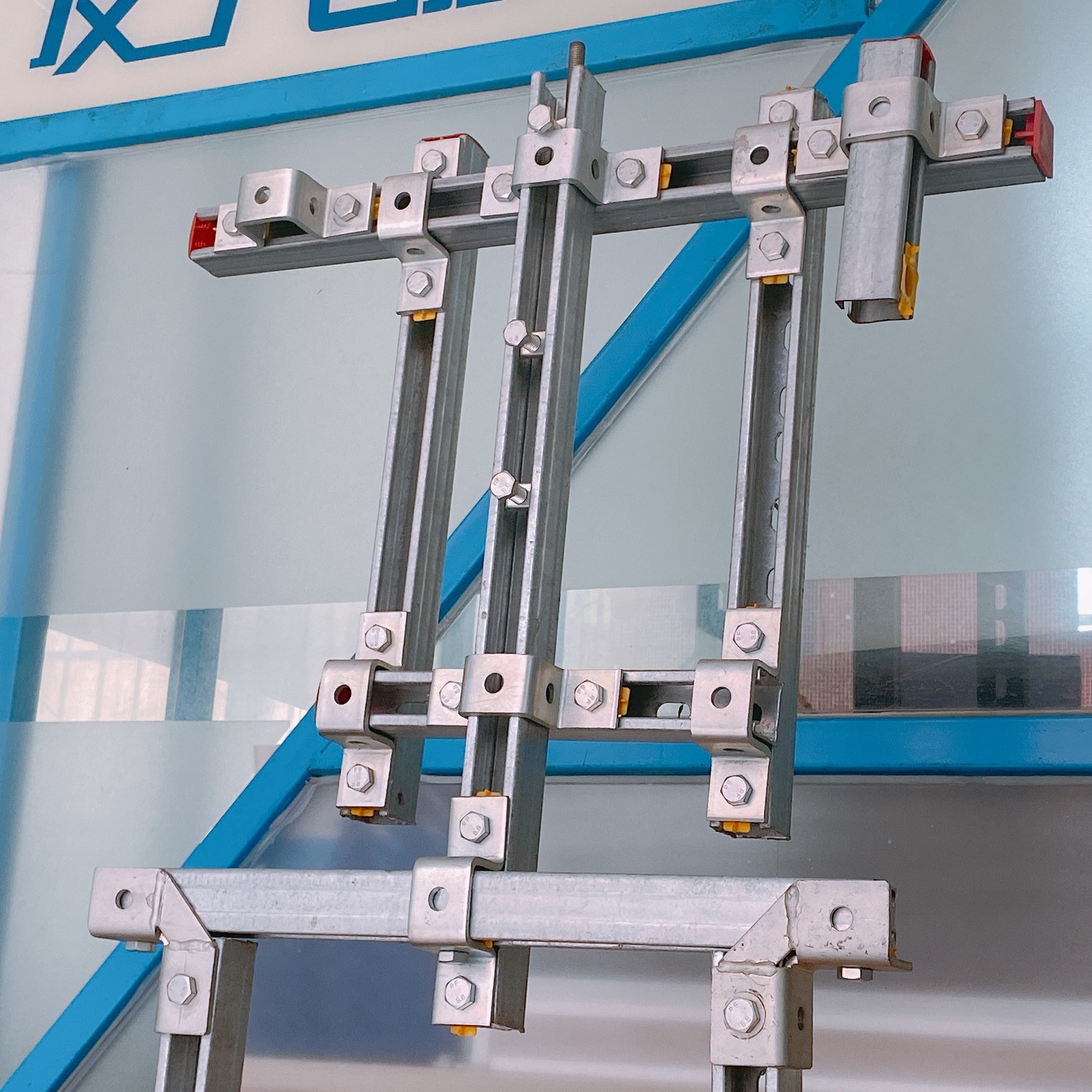 Pre Galvanized Silver Steel U Channel Strut C Channel Durable